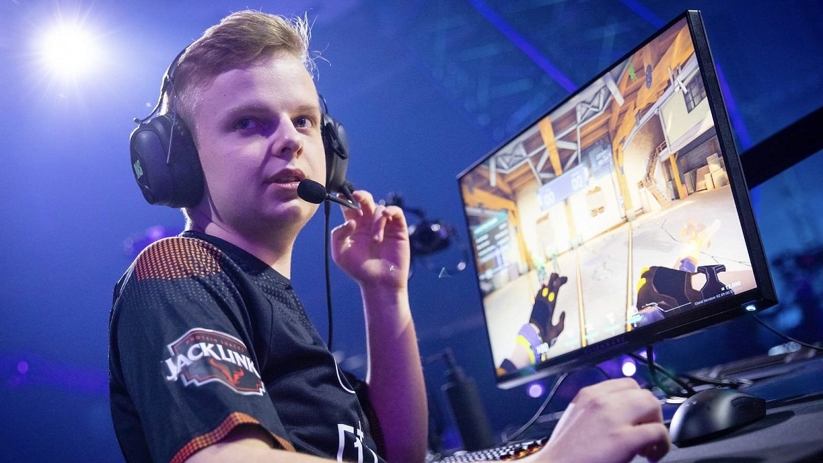 Postup ze skupiny, čtvrtfinále a konec. Magnum a jeho Fnatic na MS ve ...